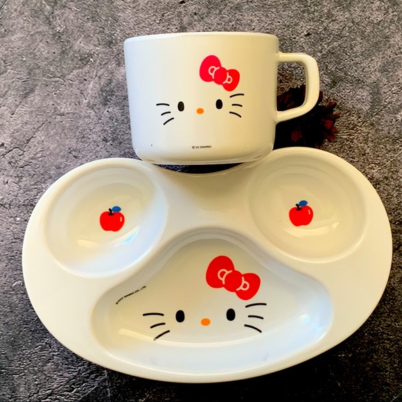 Hello Kitty | Kitchen | Hello Kitty Kid S Dinner Set | Poshmark